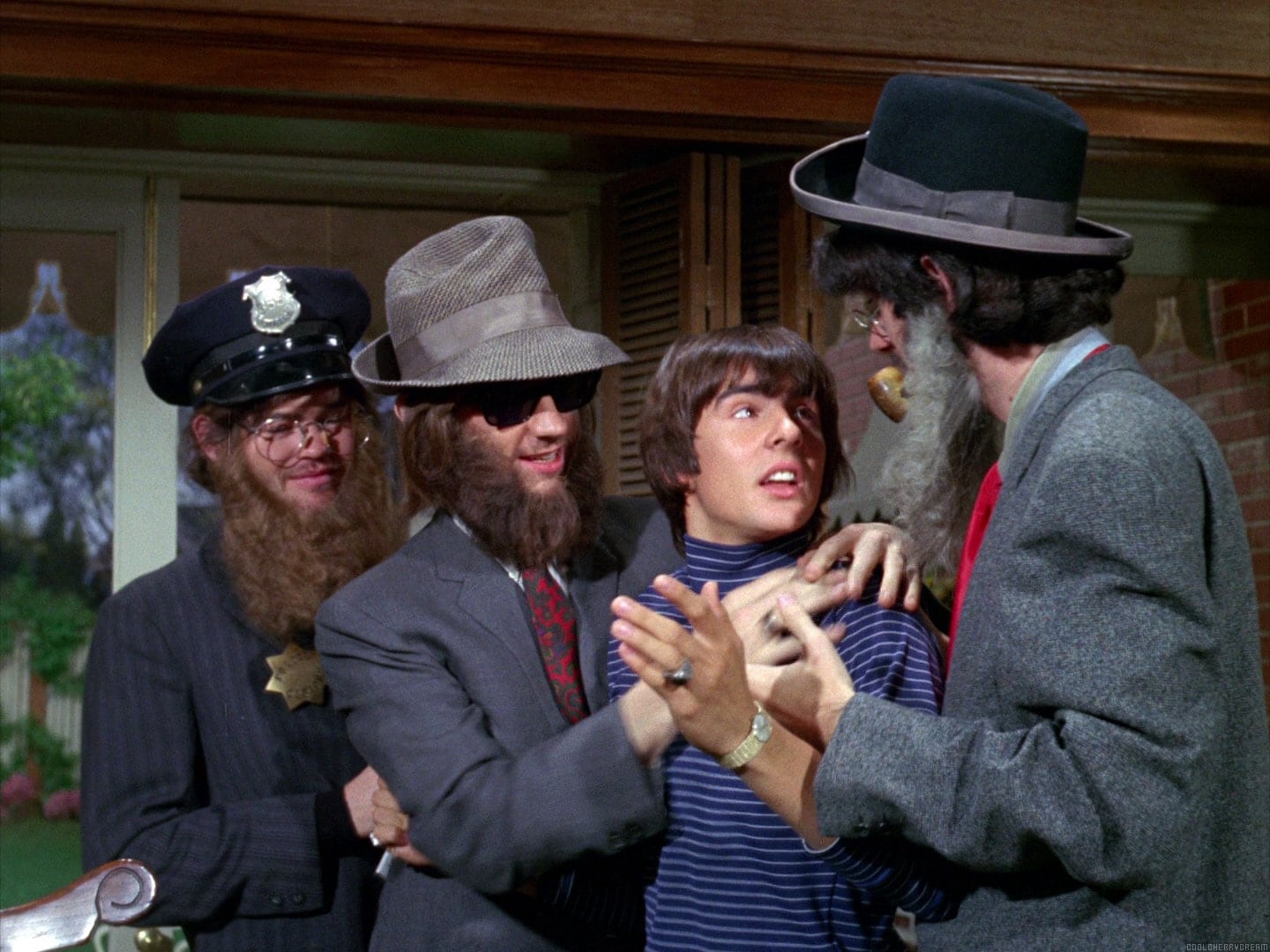 Season 1 of Monkees Episode Guide Complete - Through The Looking Glass